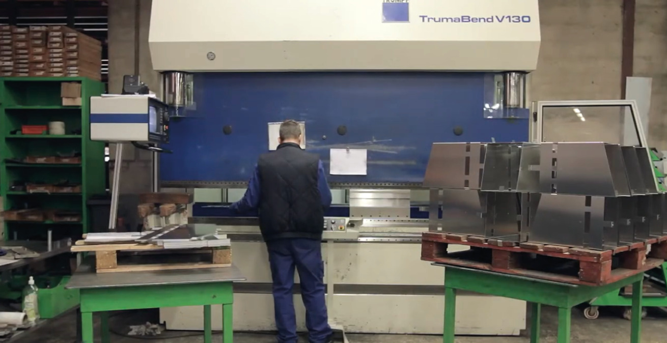 Le pliage de tôle : indispensable à la création de nombreuses pièces de ...